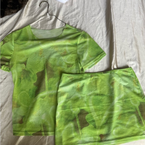 Skirts | Green Floral Shirt And Skirt Set | Poshmark
